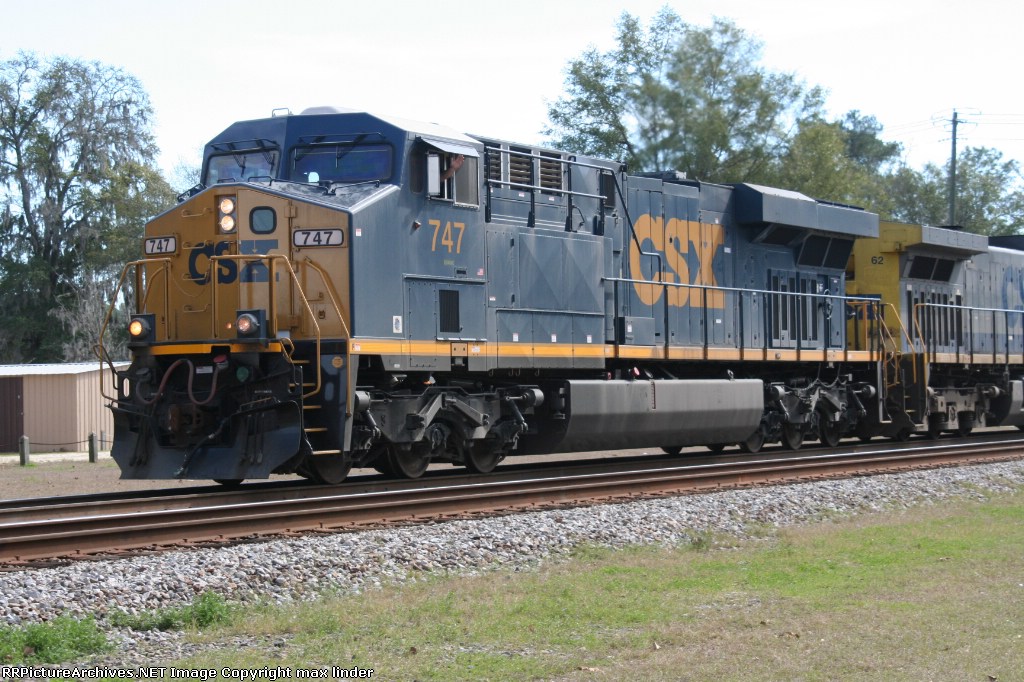 CSX 747